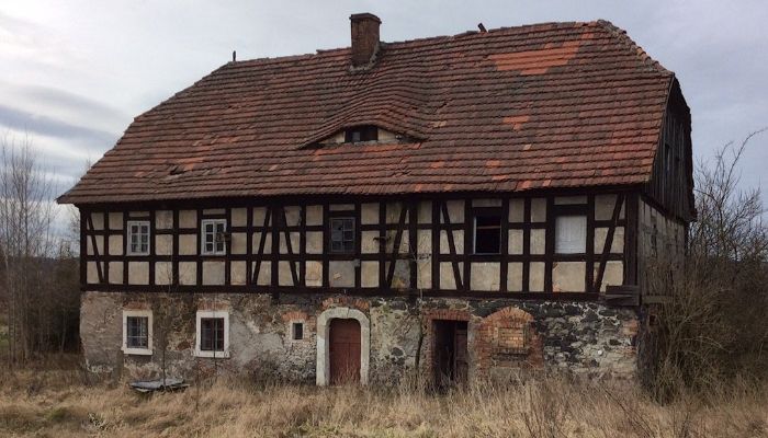 Stare domy z historią na sprzedaż