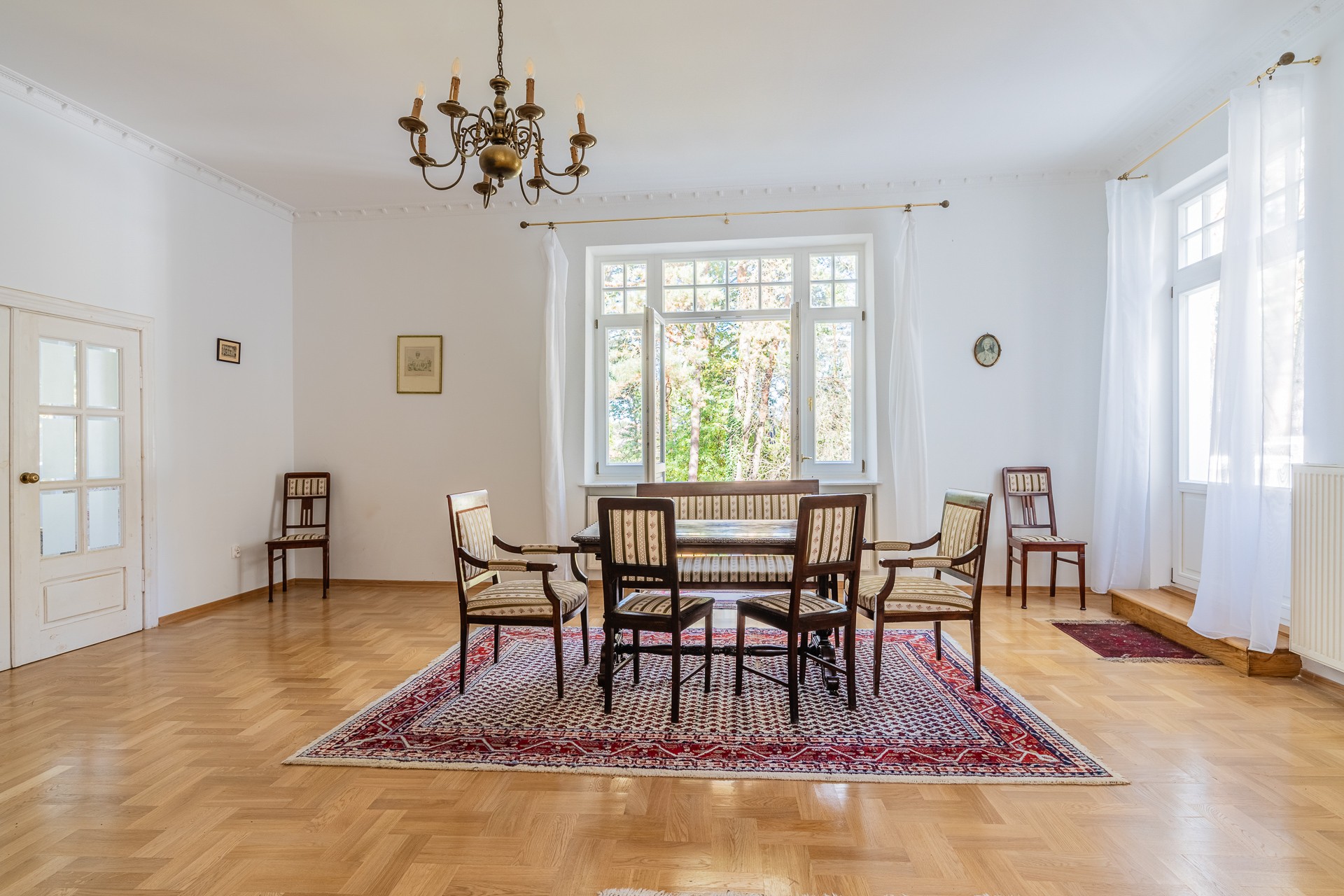 Zabytkowa willa z 1892 roku po renowacji okolica Warszawy